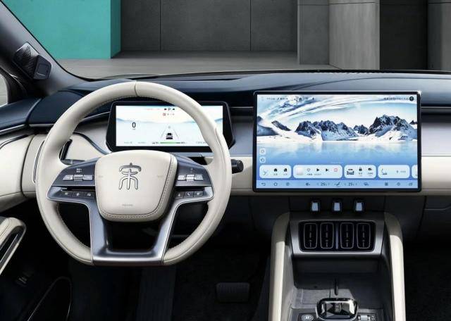 银河E8上市，全系标配SEA架构，8295芯片，宋L不用玩了！_搜狐汽车_搜狐网