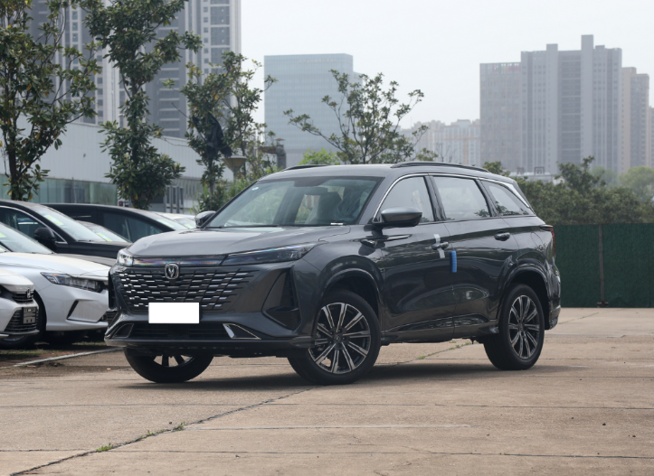 蓝电E5开启SUV油电同价新时代仅需9.98万，与长安CS75 PLUS谁更超值？_搜狐汽车_搜狐网