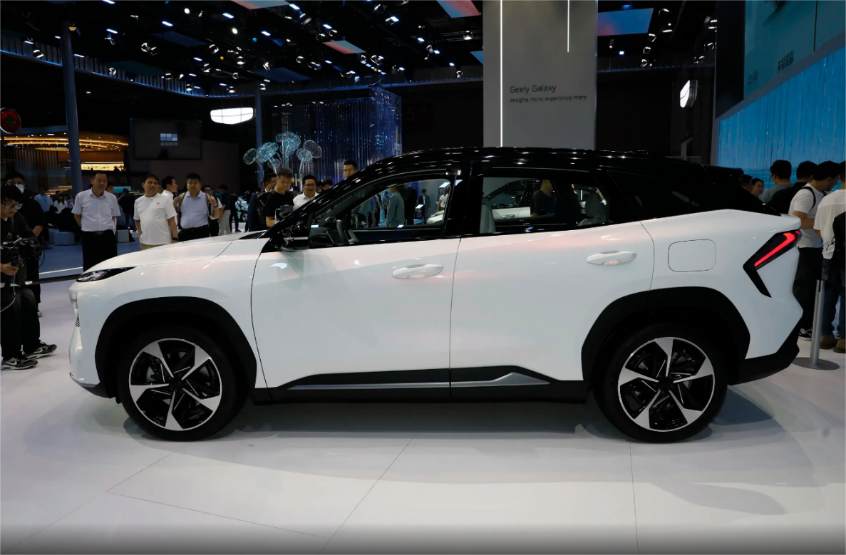 吉利银河L7配雷神电混8848动力+神盾电池，新一代超级智能电混SUV_搜狐汽车_搜狐网