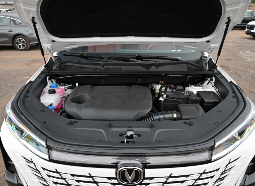 蓝电E5对比长安CS75 PLUS，哪个更适合你的家庭出行？_搜狐汽车_搜狐网