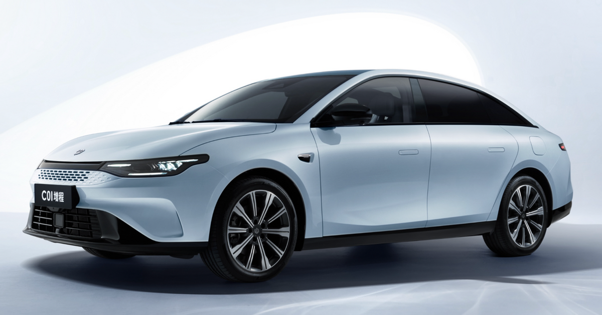 冬季购车热选：不愁续航，深蓝SL03 VS零跑C01_搜狐汽车_搜狐网