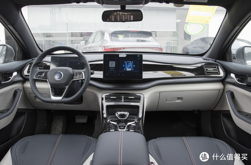 爱酱谈车 篇十六：比亚迪秦PLUS DMi荣耀版售价7.98万引发的市场震荡_搜狐汽车_搜狐网