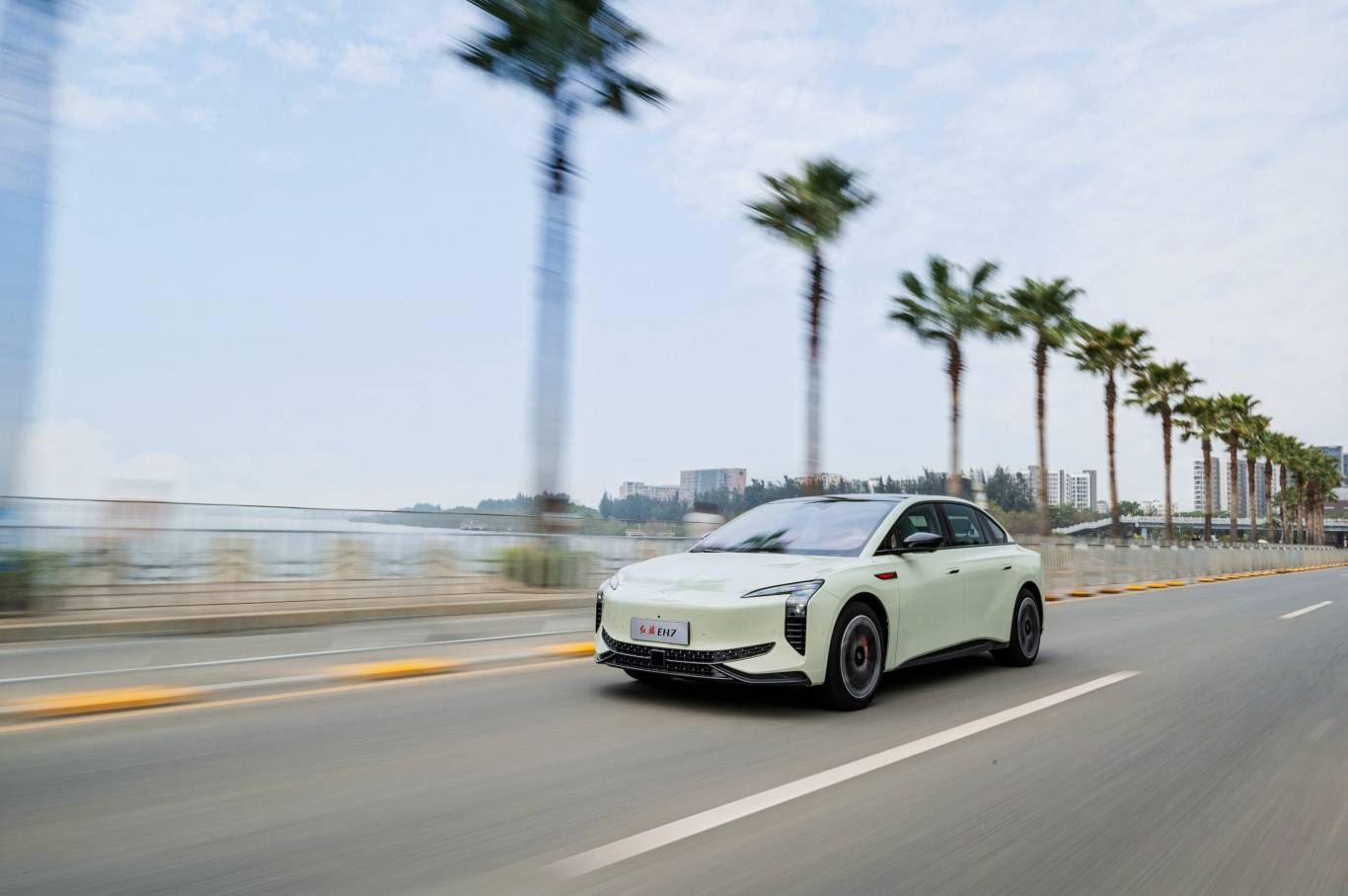 中大型纯电轿车 22.98万起 红旗EH7正式上市_搜狐汽车_搜狐网