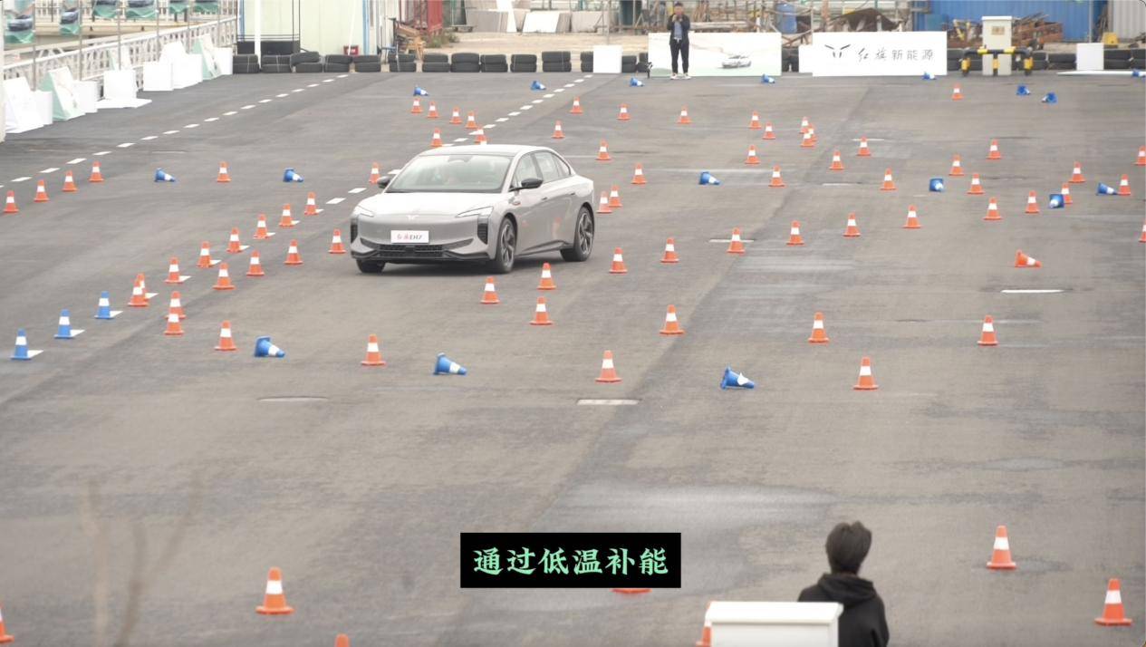 红旗FMEs“旗帜”超级架构的首款车型EH7正式上市，售价22.98--30.98万元_搜狐汽车_搜狐网