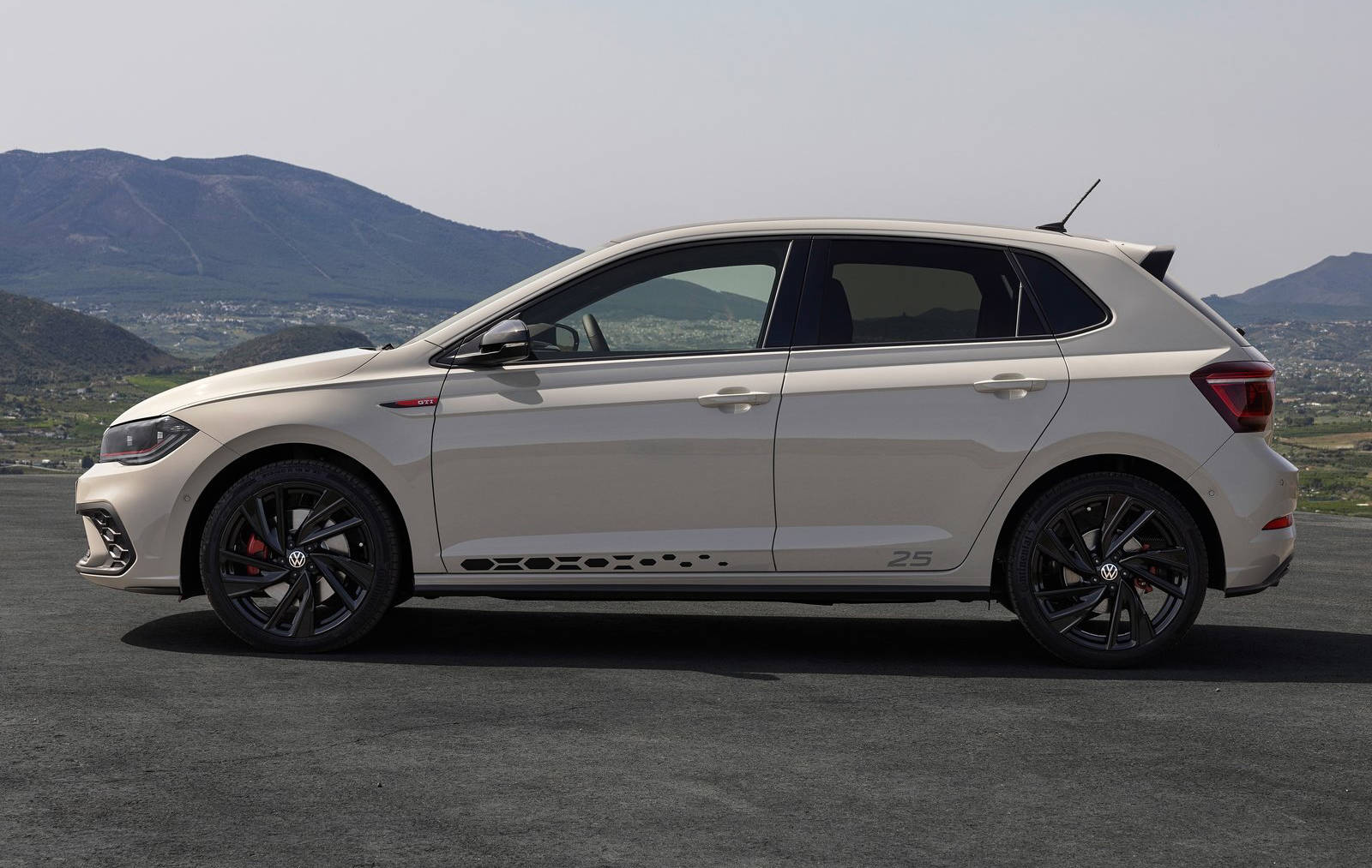 大众Polo GTI 25周年纪念版发布 马力达204匹！_搜狐汽车_搜狐网