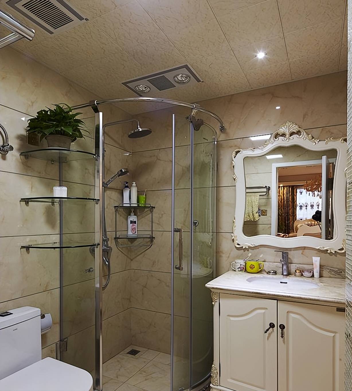 50万豪装新房惊艳亮相！宫殿般奢华，朋友狂赞“土豪金”风格！ -6park.com