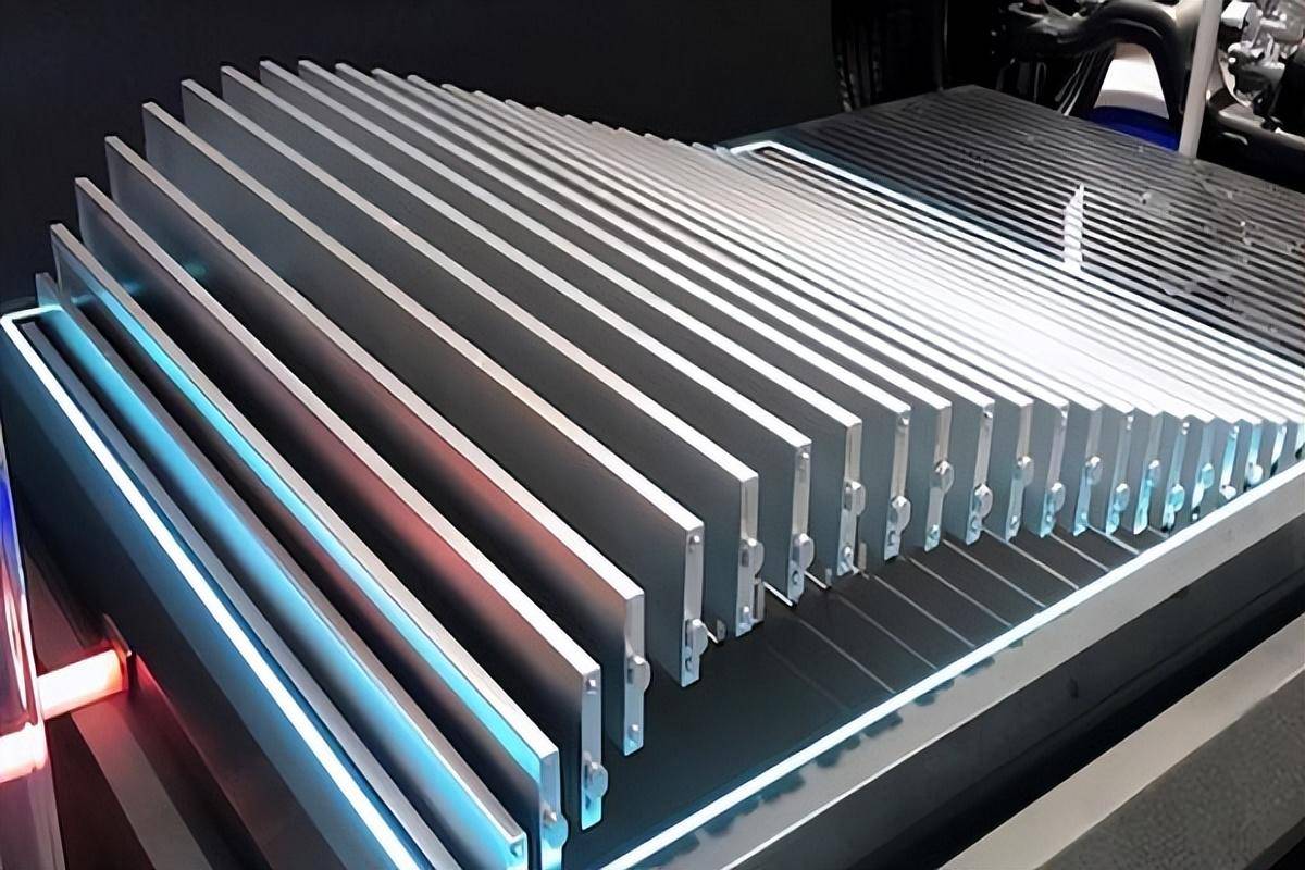 从专利资料入手，深度解析比亚迪第二代刀片电池_搜狐汽车_搜狐网