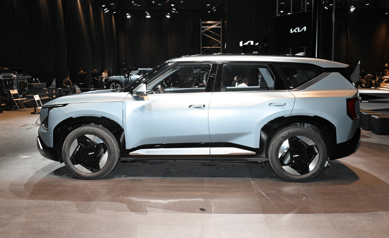 15万级纯电SUV对决，起亚EV5 VS 宋PLUS EV荣耀版_搜狐汽车_搜狐网