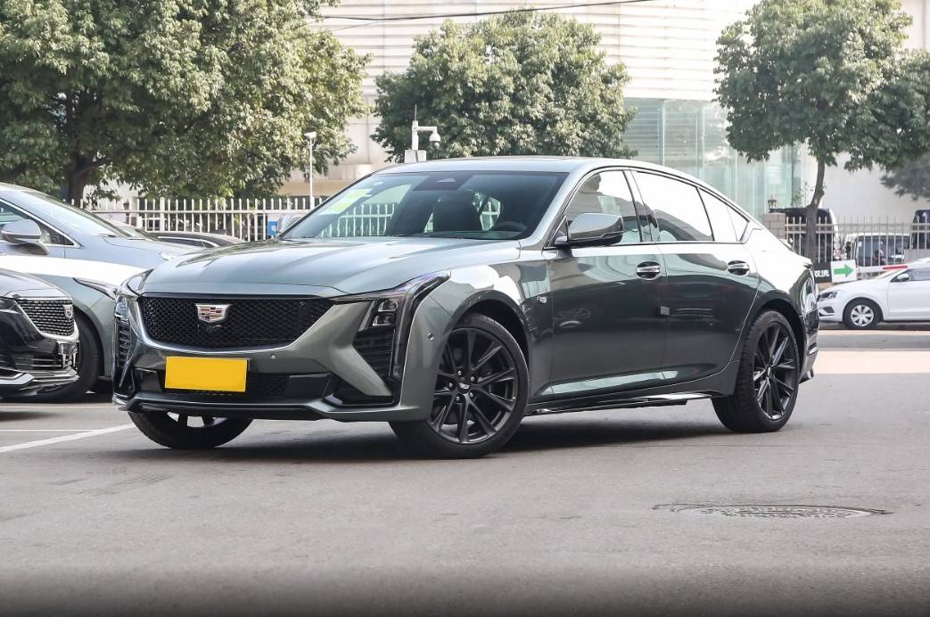 想买运动中型轿车，凯迪拉克CT5 VS捷豹XEL，手握30万如何选？_搜狐汽车_搜狐网