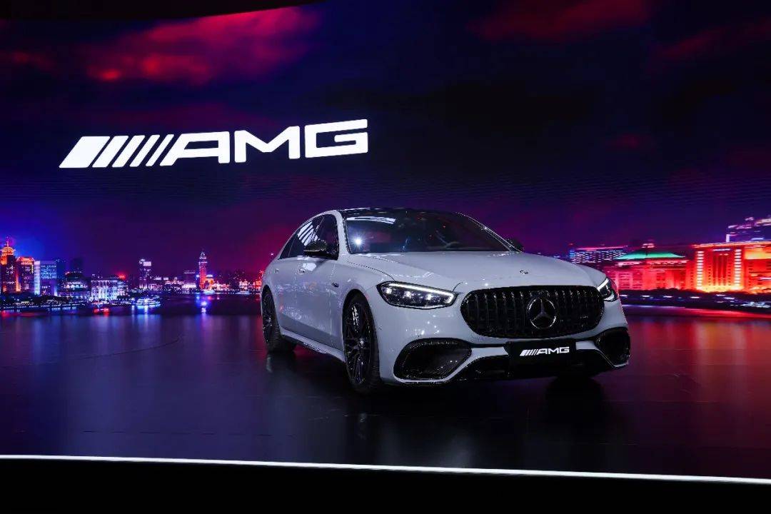 2.0T四缸！加电的奔驰AMG C63会比V8更快？_搜狐汽车_搜狐网