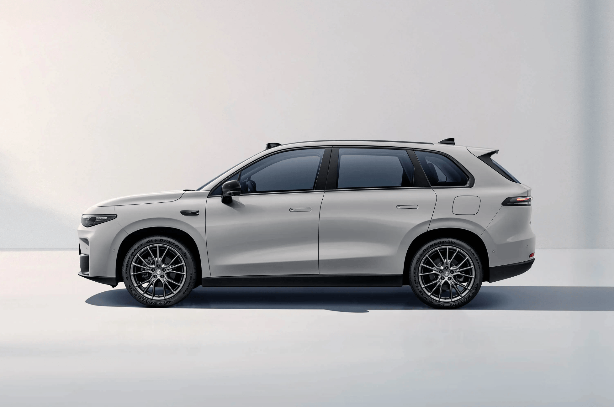 零跑C10 vs 深蓝S7：年轻人的首选理想家园_搜狐汽车_搜狐网