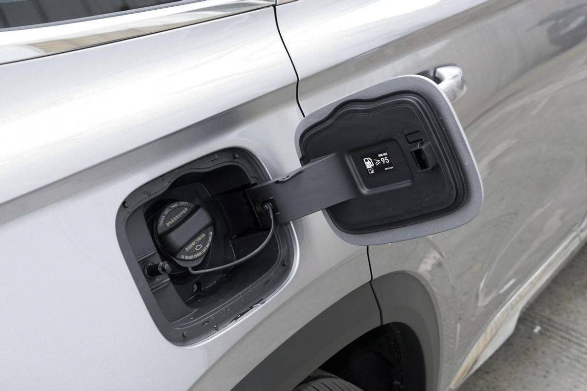 养一台星越L一年需要多少钱？用车成本到底高不高？_搜狐汽车_搜狐网