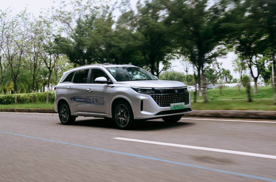 加入10万级7座混动SUV阵营，风云T9“卷”的还不够？_搜狐汽车_搜狐网