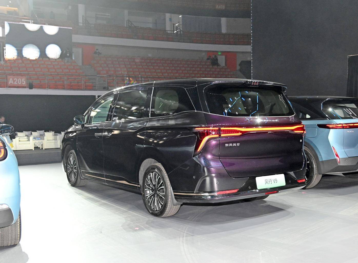 车长超5米2，外观很时尚大气，综合续航1300km，带你看风行星海V9_搜狐汽车_搜狐网