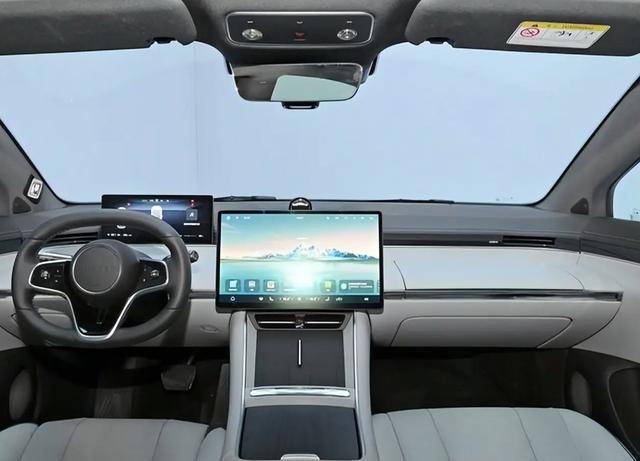 国产旗舰级轿车，车长5160mm，比迈巴赫S级更舒适，还有自动驾驶_搜狐汽车_搜狐网