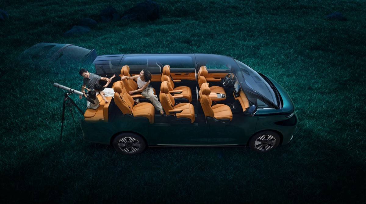 出手便是巅峰级，高端纯电MPV LEVC翼真L380上市_搜狐汽车_搜狐网