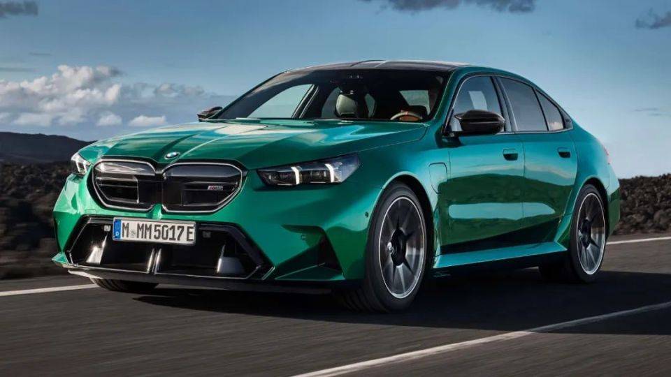 全新一代宝马M5，搭4.4T V8插混_搜狐汽车_搜狐网