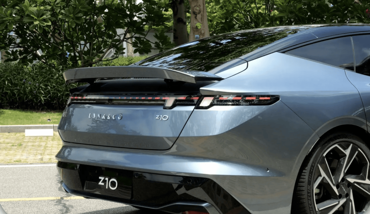 领克Z10开启预售，21.58万起，卡小米SU7命门上_搜狐汽车_搜狐网