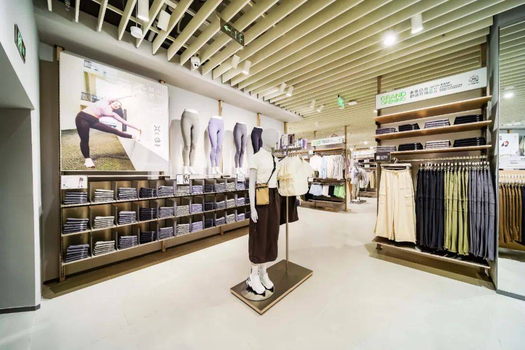 2年开16家大店，本来BENLAI成中产服饰新宠？_品牌_消费者_门店