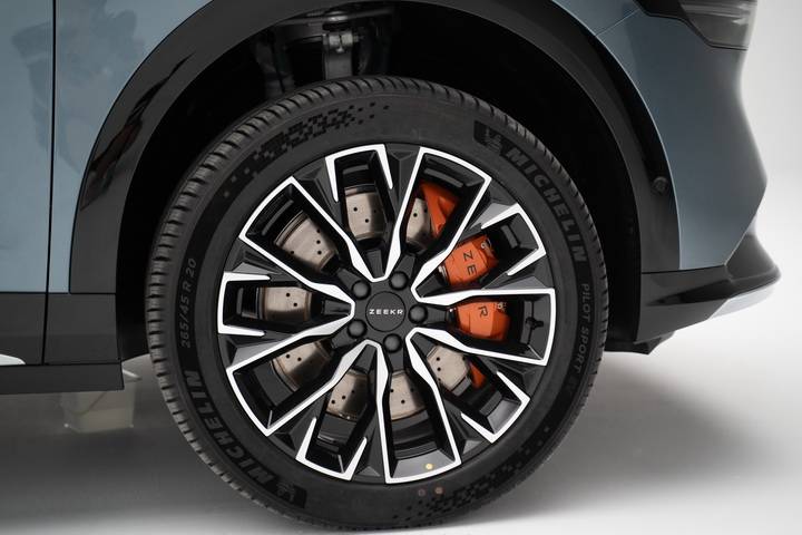 成都车展：极氪7X预售23.99万起，全系800V架构，9月20日上市-智能车-资讯-头部财经