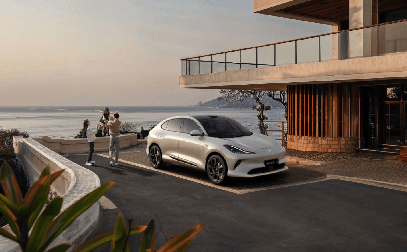 权益价21.69万起！全新智己LS6上市，一家人都能开的智电SUV_搜狐汽车_搜狐网