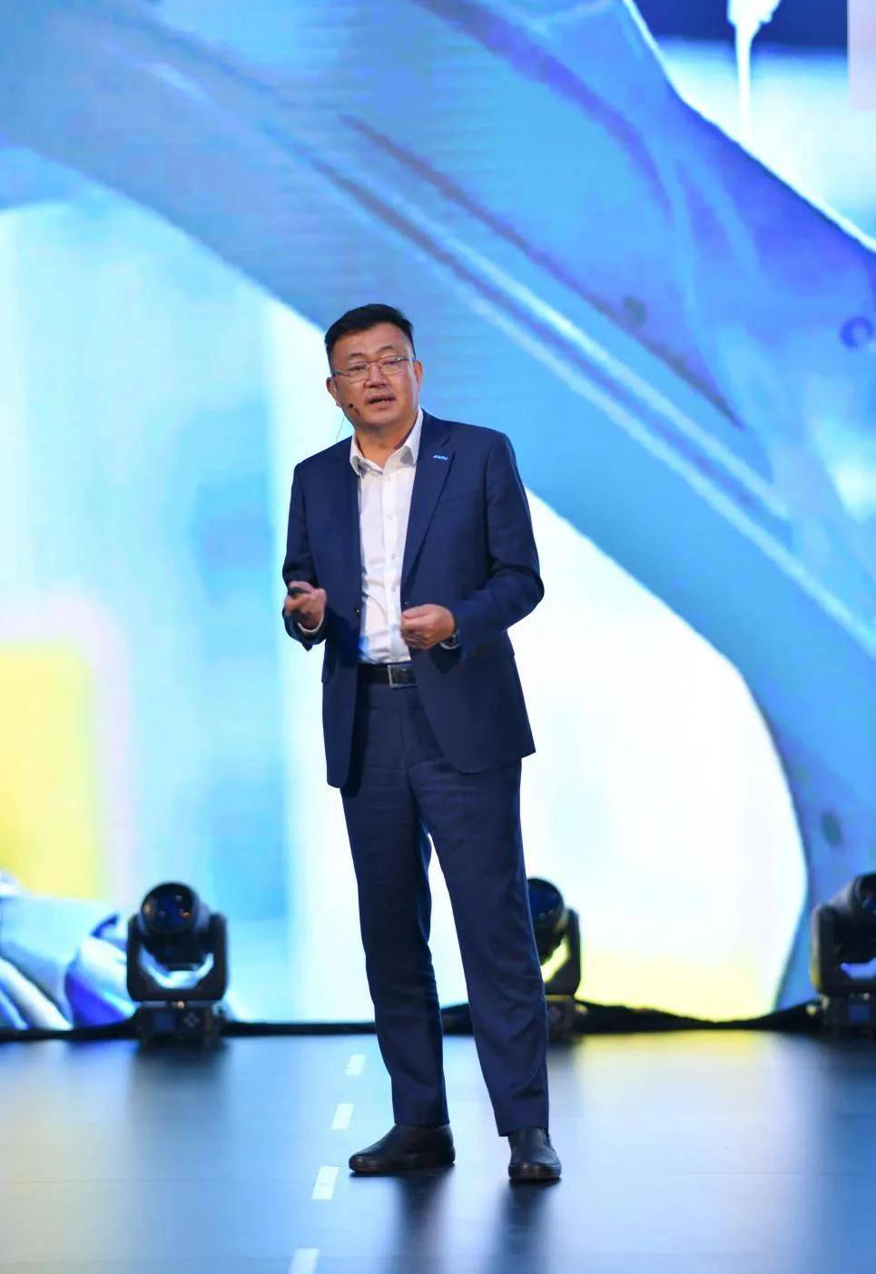 亮相多哈！埃安正式登陆卡塔尔市场，AlON Y Plus发布会在多哈GAC展厅盛大举行_搜狐汽车_搜狐网