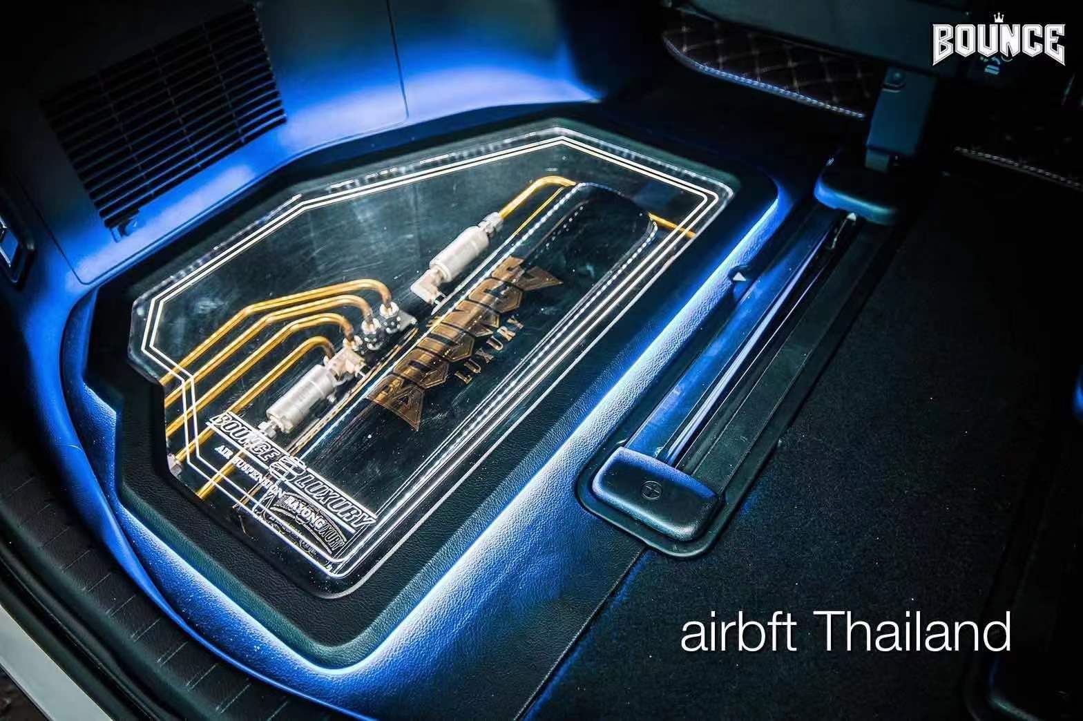 尽显奢华与动感 丰田埃尔法30系改装AIRBFT气动避震_搜狐汽车_搜狐网