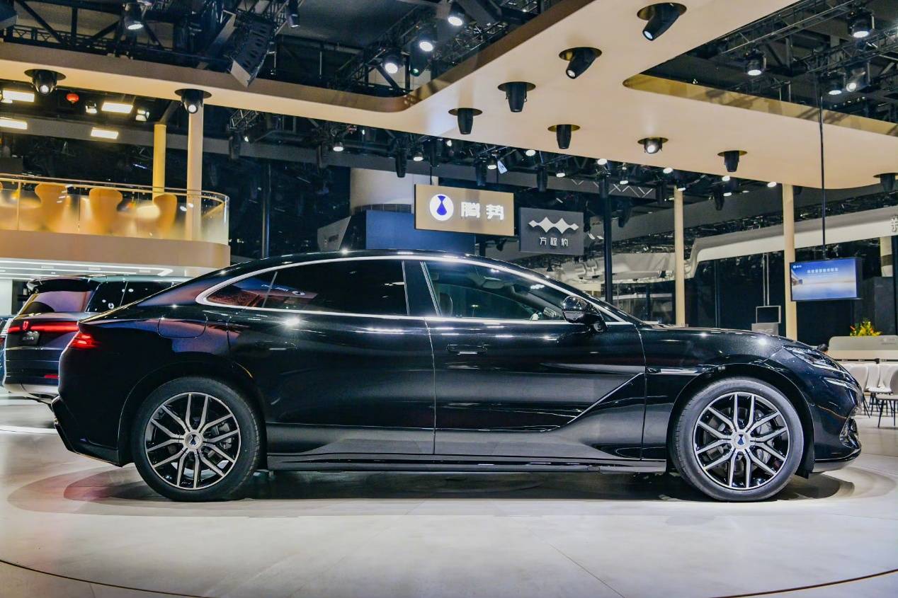 33.48万起腾势Z9上市了，能不能抢走宝马5系和奥迪A6L的市场呢？_搜狐汽车_搜狐网