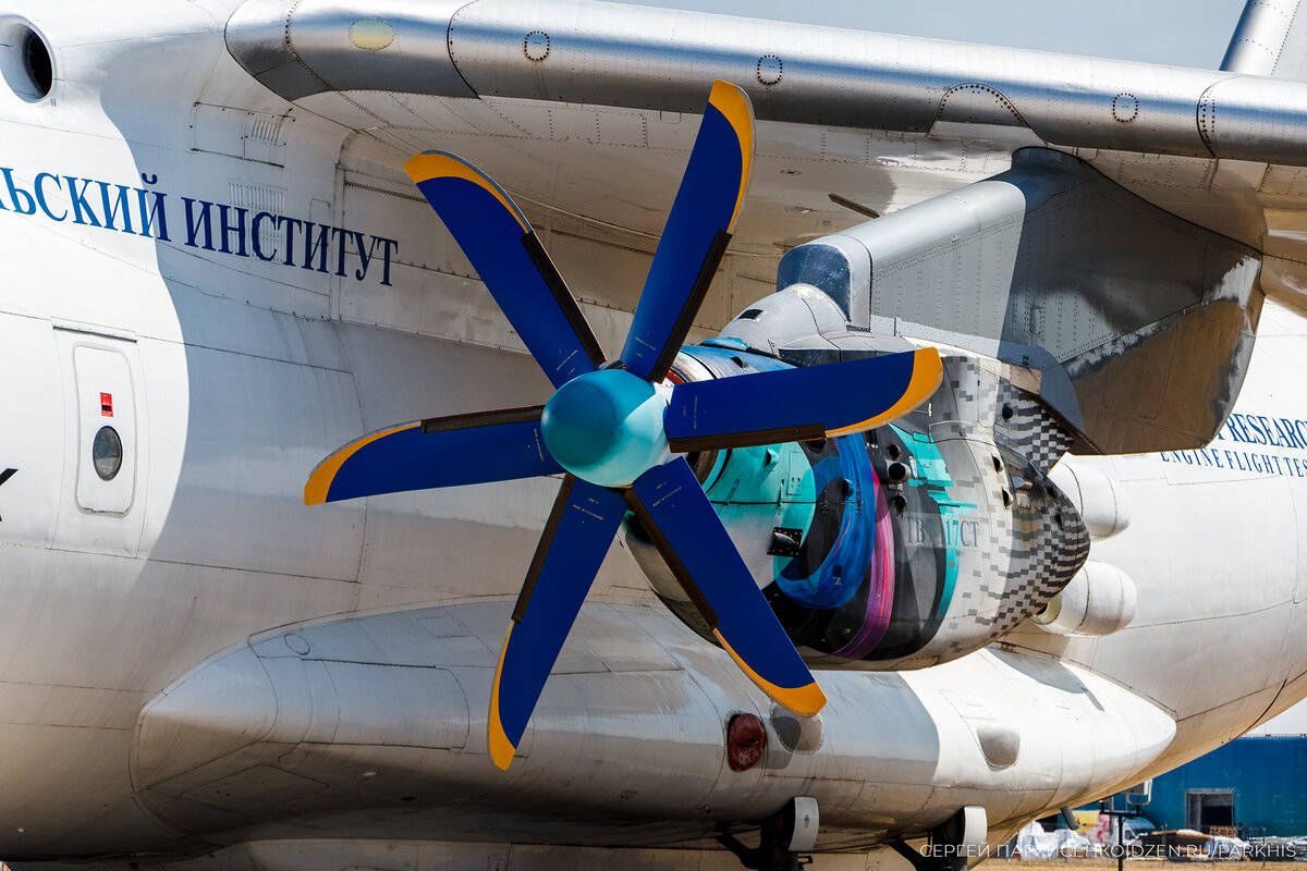 揭秘！伊尔-76飞行实验室76492背后的故事_航空发动机_该飞机_试验