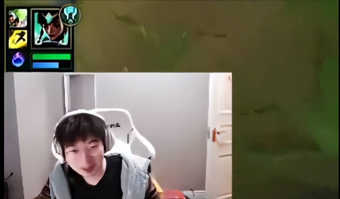 MLXG“报恩”力挺Doinb；LPL解说考核曝光，全是“怪问题”_维克托_技能_直播间