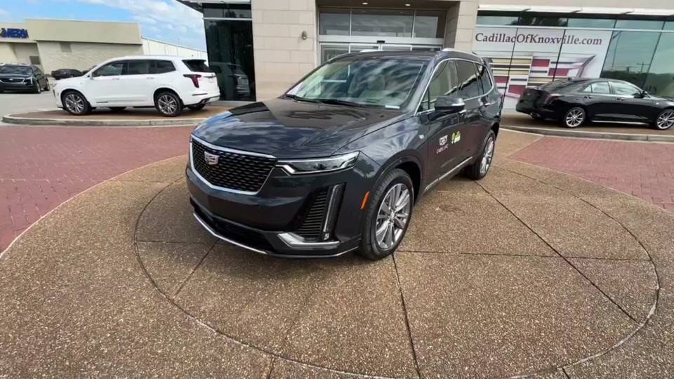 同样都有大彩电，凯迪拉克XT6、理想L8怎么选_搜狐汽车_搜狐网