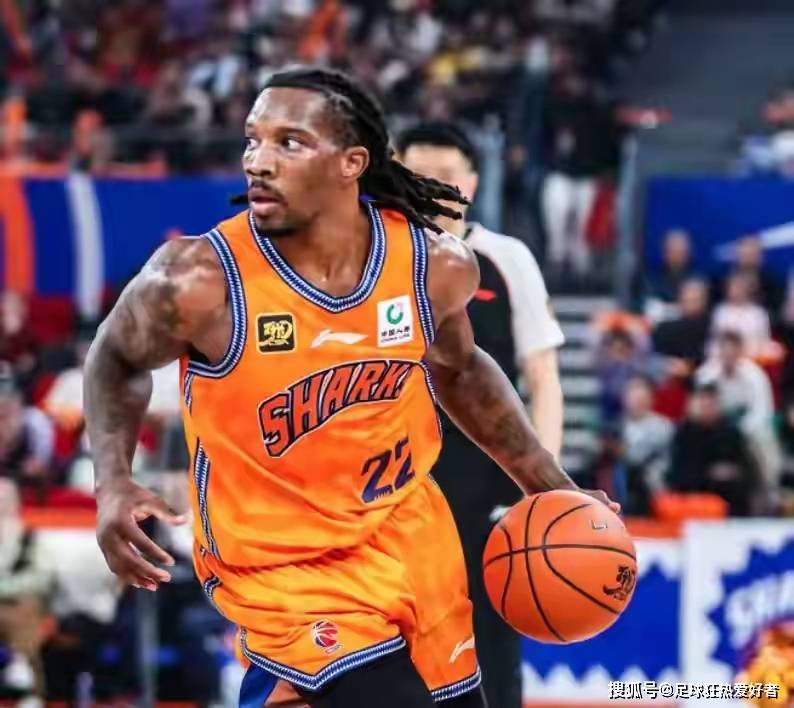 CBA上海129：94大胜天津，看完比赛，我忍不住点评几点_对阵_常规赛_哈姆雷特