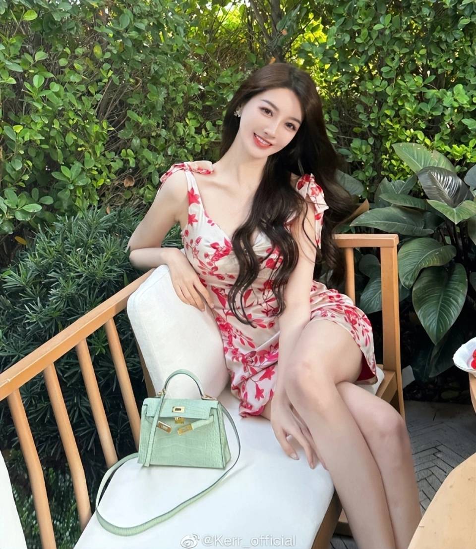 知情人再爆叶珂、黄晓明猛料：叶珂是去谈判拿钱，或与2000万有关 -6parkbbs.com