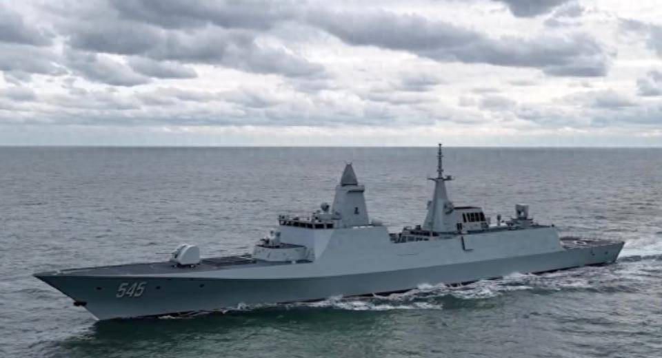 中国054B护卫舰服役，吨位放大战力更强，双面板砖替换俄式雷达_任务_目标_系统