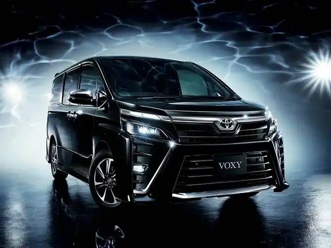 丰田VOXY全解析：1挑战GL8，7座 侧滑门 混动，家用真香_搜狐汽车_搜狐网