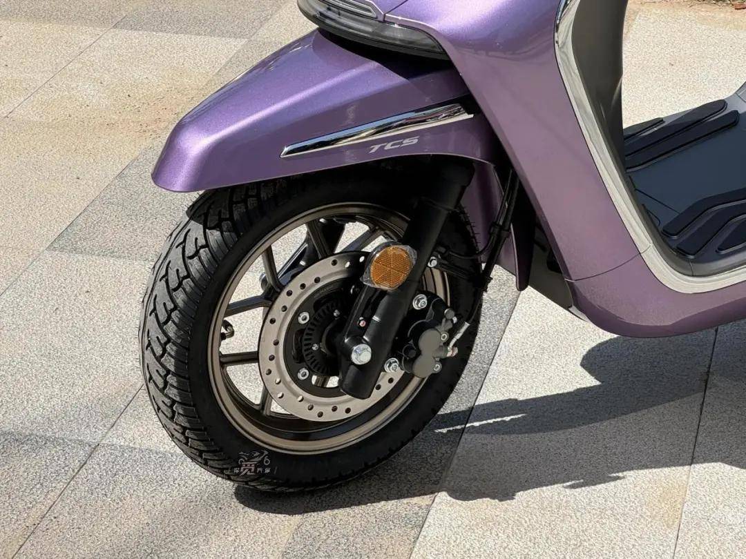 大阳混动复古VRX150、25款硬核跨界大踏板ADV350+双车齐发！_搜狐汽车_搜狐网