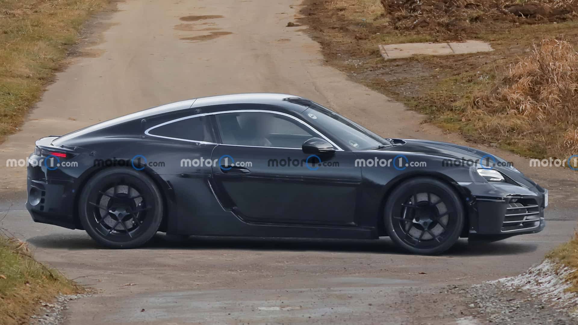 全新保时捷718EV外观及内饰谍照，看看是不是你心中的保时捷？_搜狐汽车_搜狐网