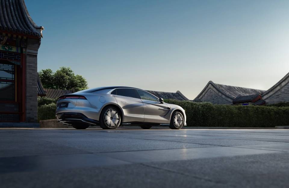 技术代差恐怖如斯！仰望U7竟比奔驰S级、宝马7系强这么多？_搜狐汽车_搜狐网