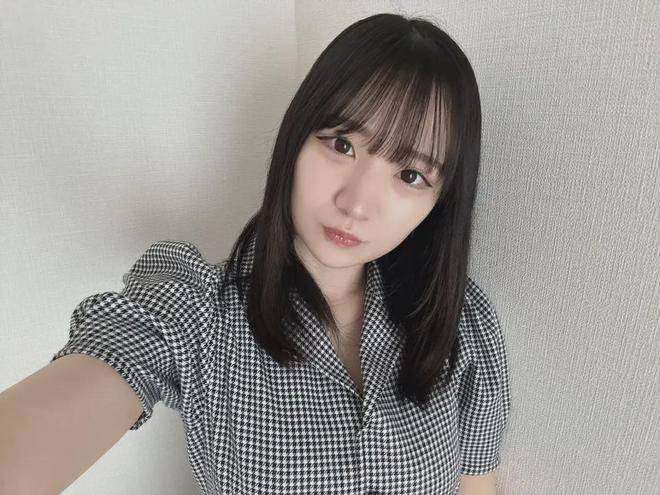 堀田真央：双鱼座的日本新星，身高160cm的魅力女孩_Hotta_Mao_偶像