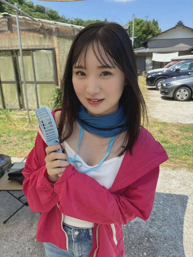 堀田真央：双鱼座的日本新星，身高160cm的魅力女孩_Hotta_Mao_偶像