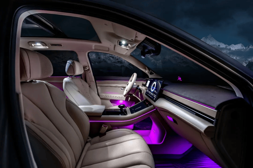 “国民SUV”问界新M7推出多重购车好礼，用户至高可享52000元限时购车权益_搜狐汽车_搜狐网