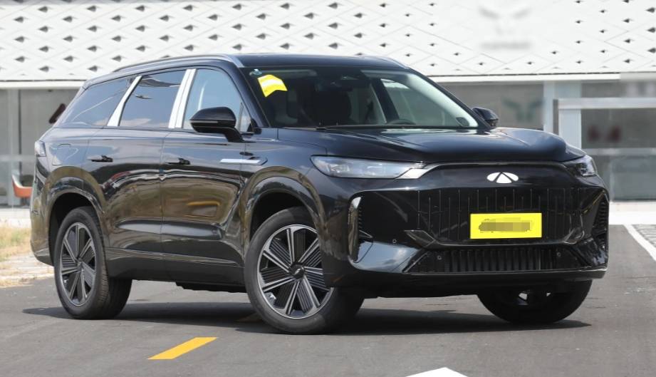 奇瑞混动之夜震撼来袭！2025款风云A8/T9/T10三箭齐发，8.99万起_搜狐汽车_搜狐网