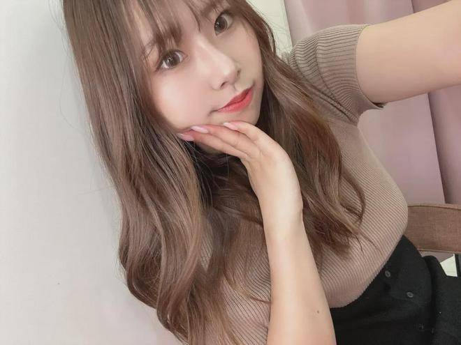 清宫仁爱：日本模特身高172cm，三围数据揭秘！_Toa_宮仁_时尚