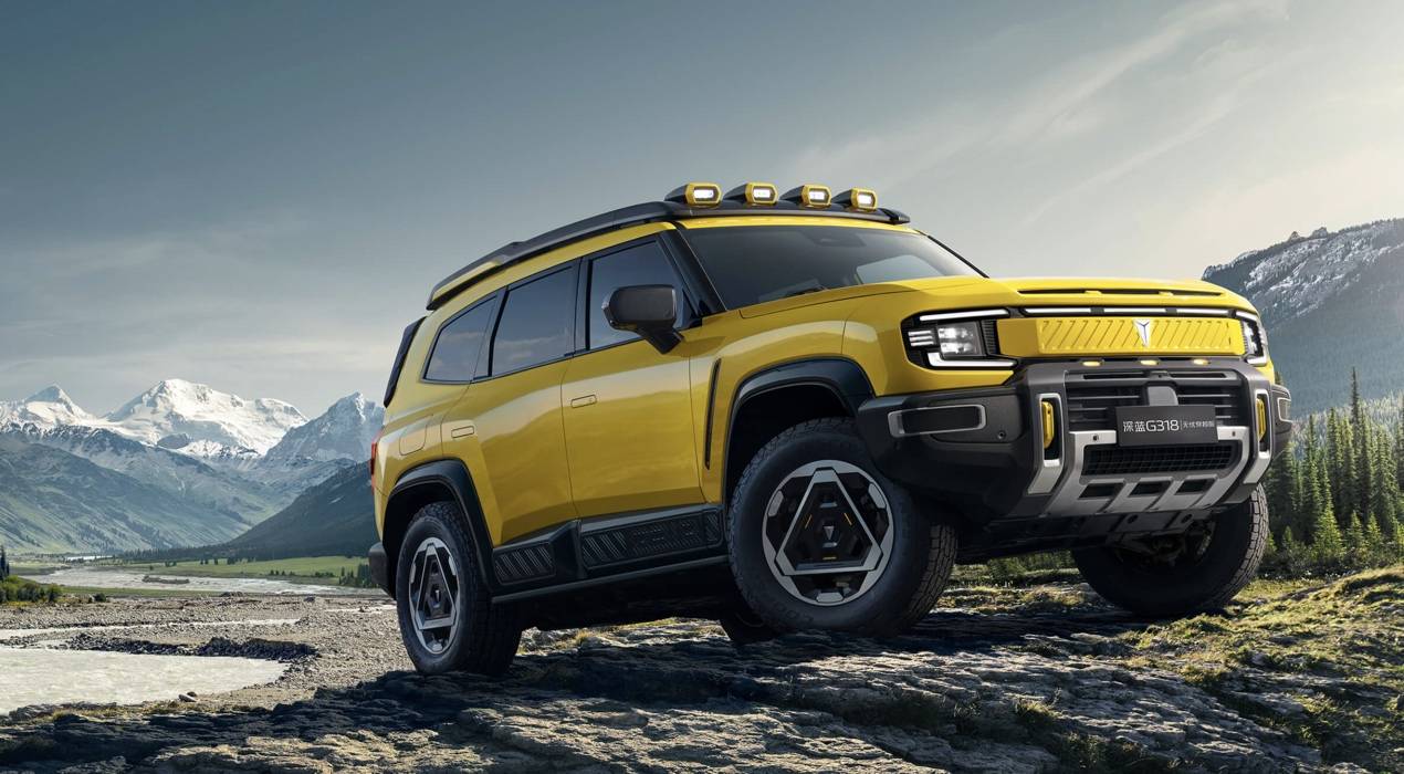 硬派SUV“颠覆者” 蓝G318无忧穿越版 限时价15.29万起_搜狐汽车_搜狐网