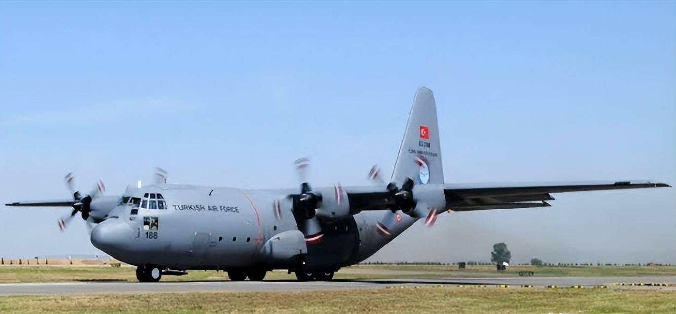 网传6架C130运输机连夜飞降，土耳其C-130如何成为“巴铁弹药库”_无人机_技术积累_战机