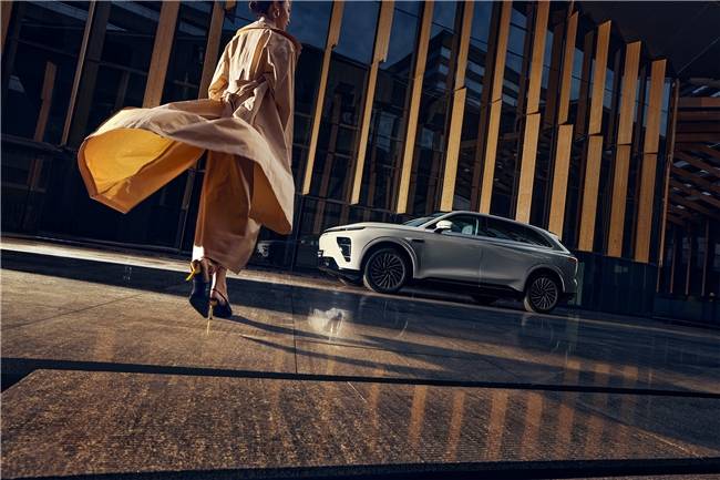 星纪元ET与理想L7:谁是新能源SUV市场的内卷之王?_搜狐汽车_搜狐网