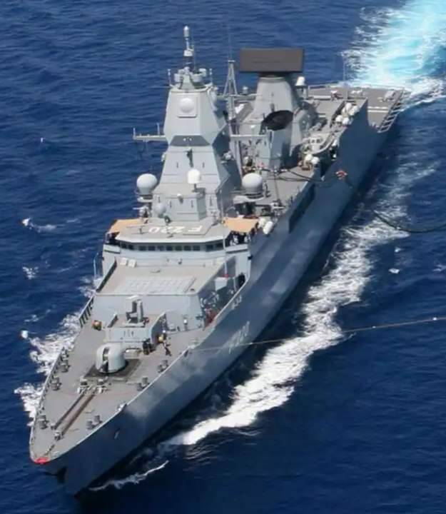 054B型护卫舰，与052D型同框，相控阵雷达，到底有多强悍？_舰艇_型驱逐舰_我国