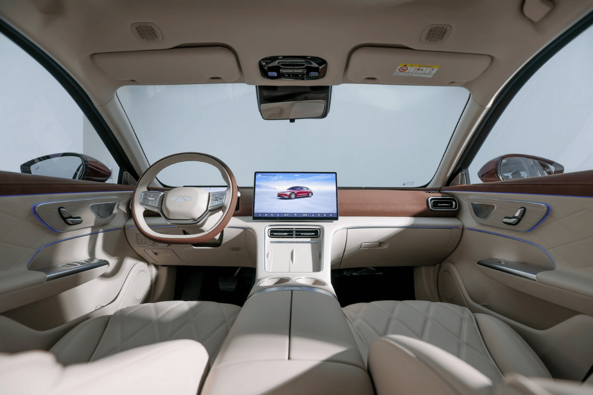 中国C级旗舰轿车，风云A9L硬刚豪华市场_搜狐汽车_搜狐网