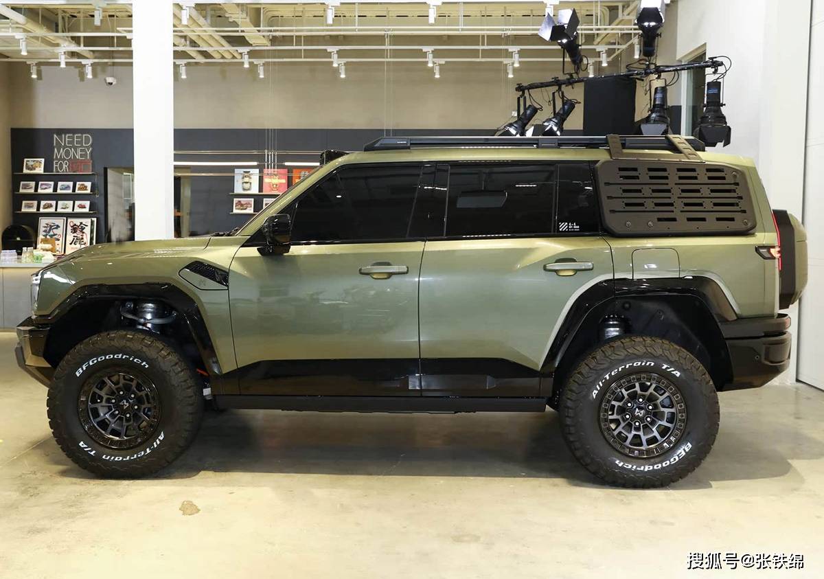 东风全新硬派SUV，猛士M817正式申报，外观很霸气，1.5T插混动力_搜狐汽车_搜狐网