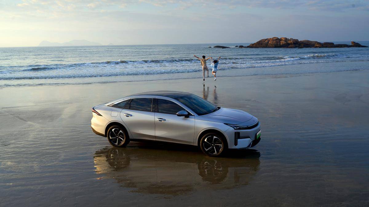 吉利银河L6EM-I限时补贴价6.98万元起！这次是真要抓紧冲了！_搜狐汽车_搜狐网